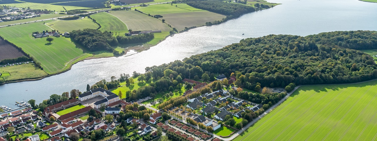 Den Hvide By ved Augustenborg Slot omdannes til veldisponeret ...